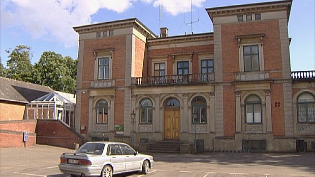 Mand fængslet for overgreb på 12-årig pige | TV 2 Fyn Mand fængslet for overgreb på 12-årig pige | TV 2 Fyn